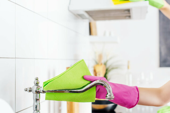 The Kitchen Towel That Dries Dishes Faster Than Anything I’ve Tried