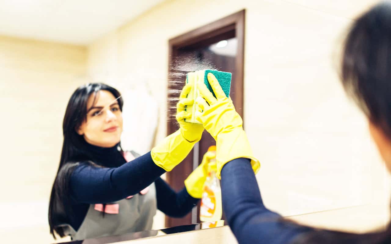 Mind-Blowing Cleaning Sponge Hacks that are Insanely Useful (And That Work)