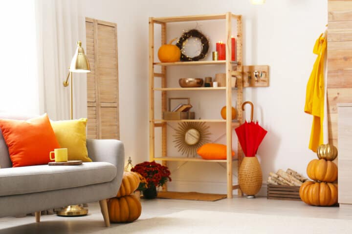 Easy Room-By-Room Fall Cleaning (+ Free Checklist) - Sponge Hacks