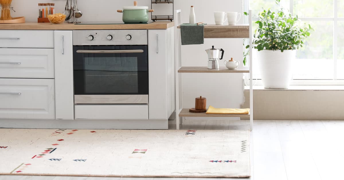 The Kitchen Runner Rug That Instantly Made My Space Feel Cozy & Chic
