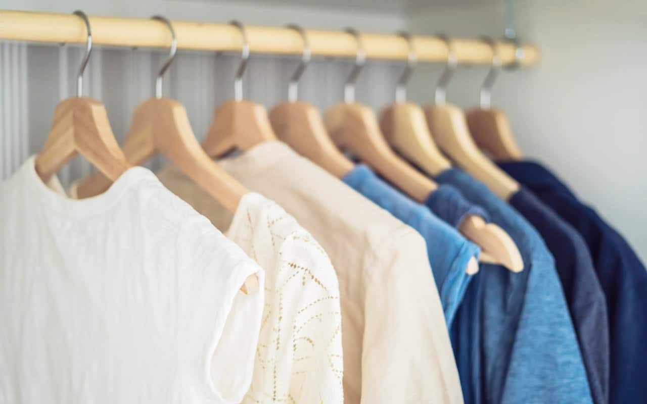 How to Clean Your Room Fast (For Lazy People)