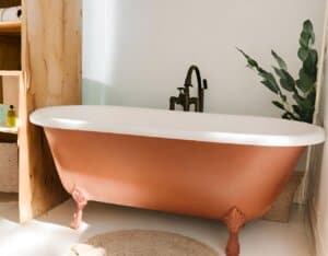 The Bathtub Cleaning Hack That Gets Rid of Grime Without Scrubbing