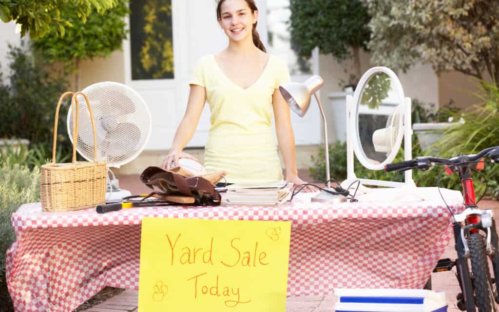 How to Have a Garage Sale That'll Help Sell Everything (and Make More ...