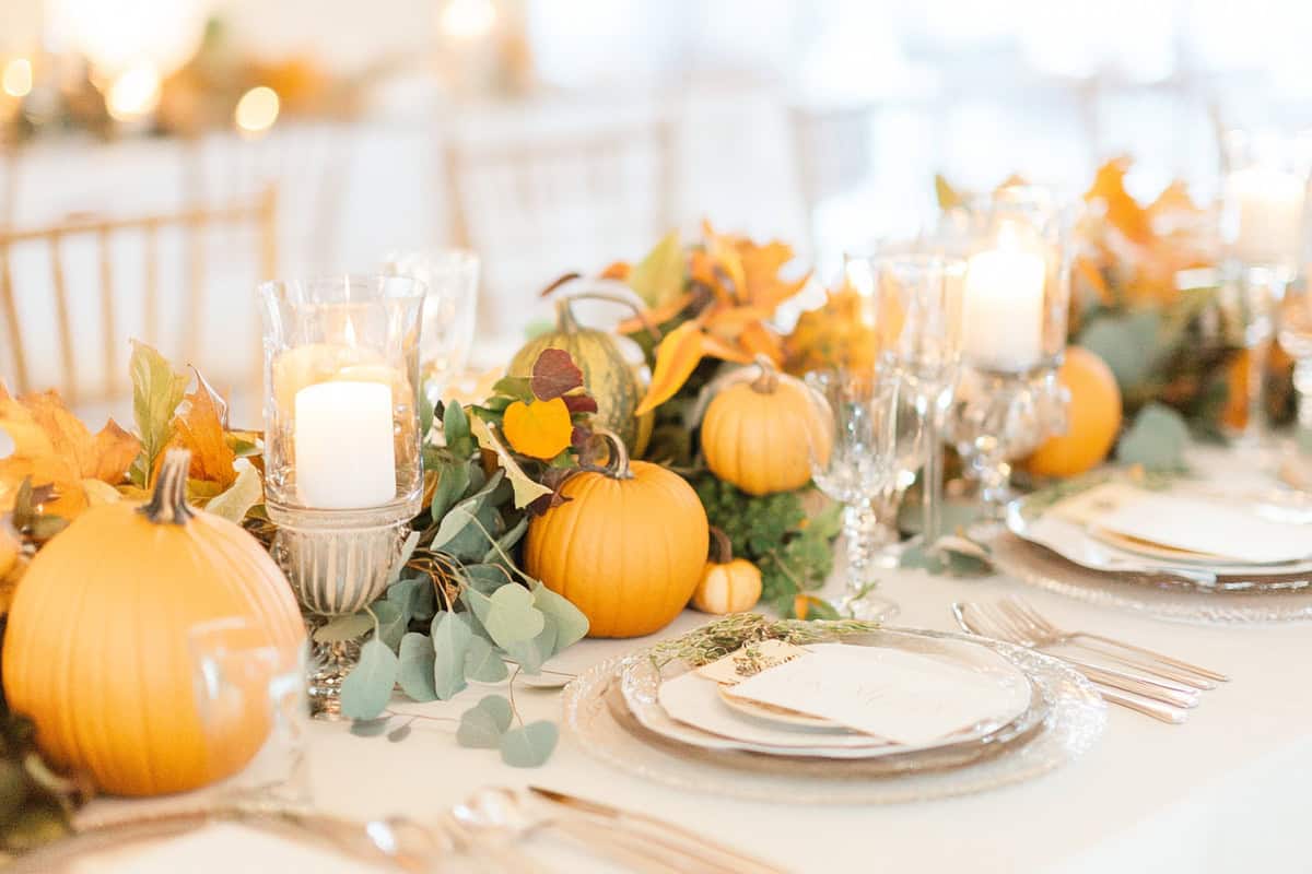 The Fall Dining Room Table Styling Decor That Makes Any Meal Feel Extra ...